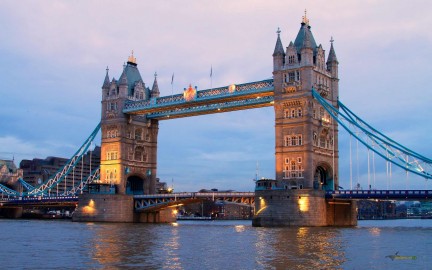 london-bridge | Black Girls Travel Too